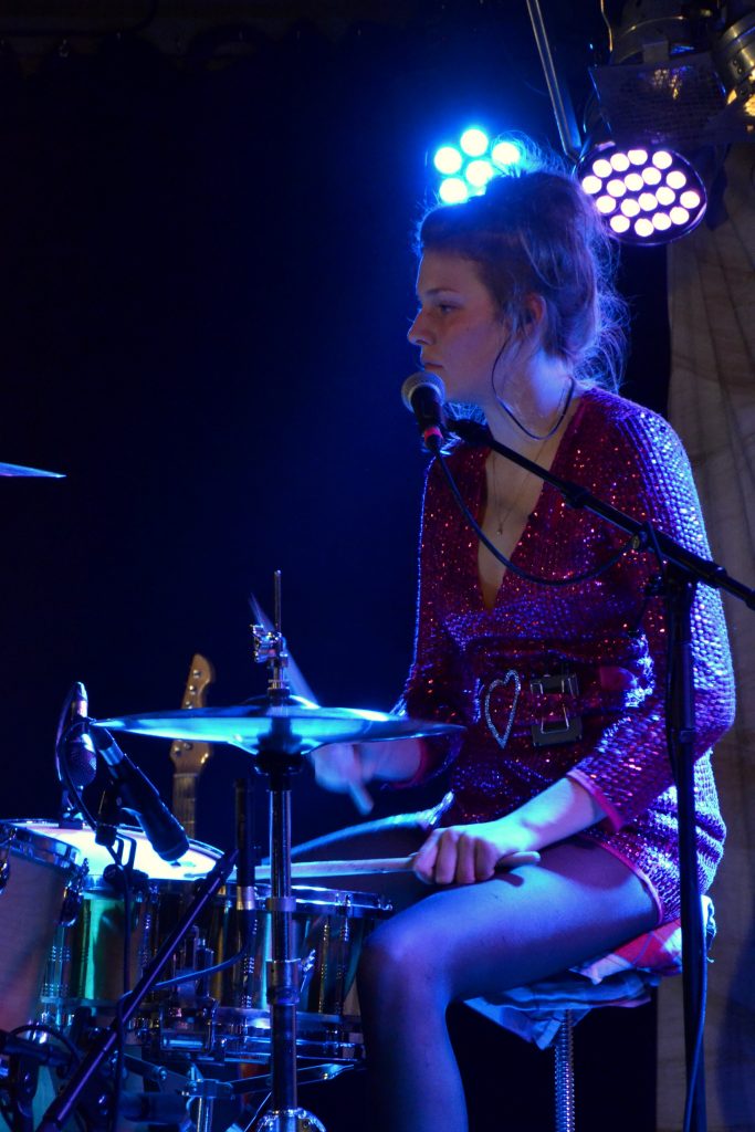 L'UniCo | „Trendy“ tanzen: Beim Blond-Konzert in Hannover